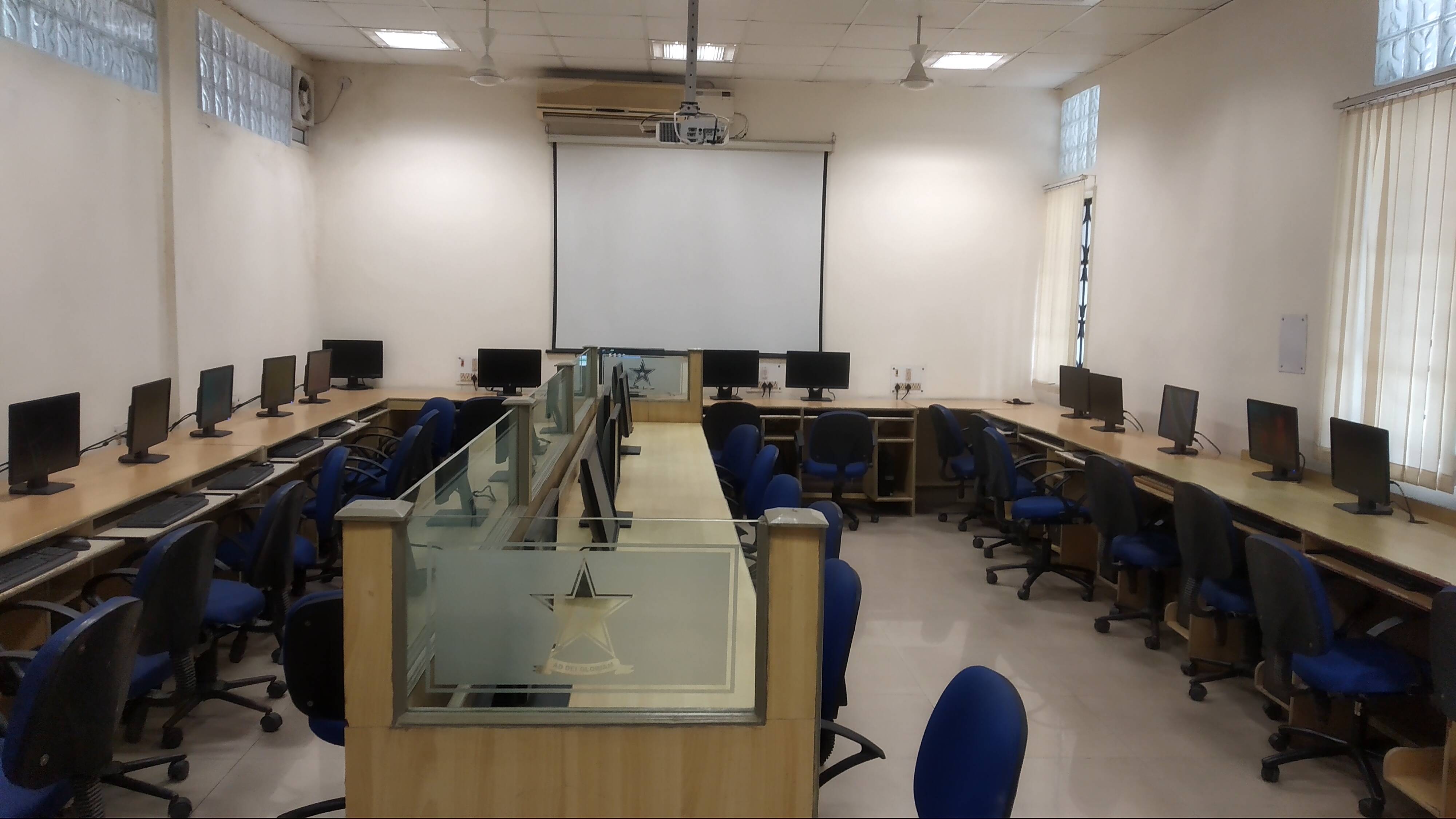 4.1.3 : Geo-tagged images – St. Stephen's College, Delhi